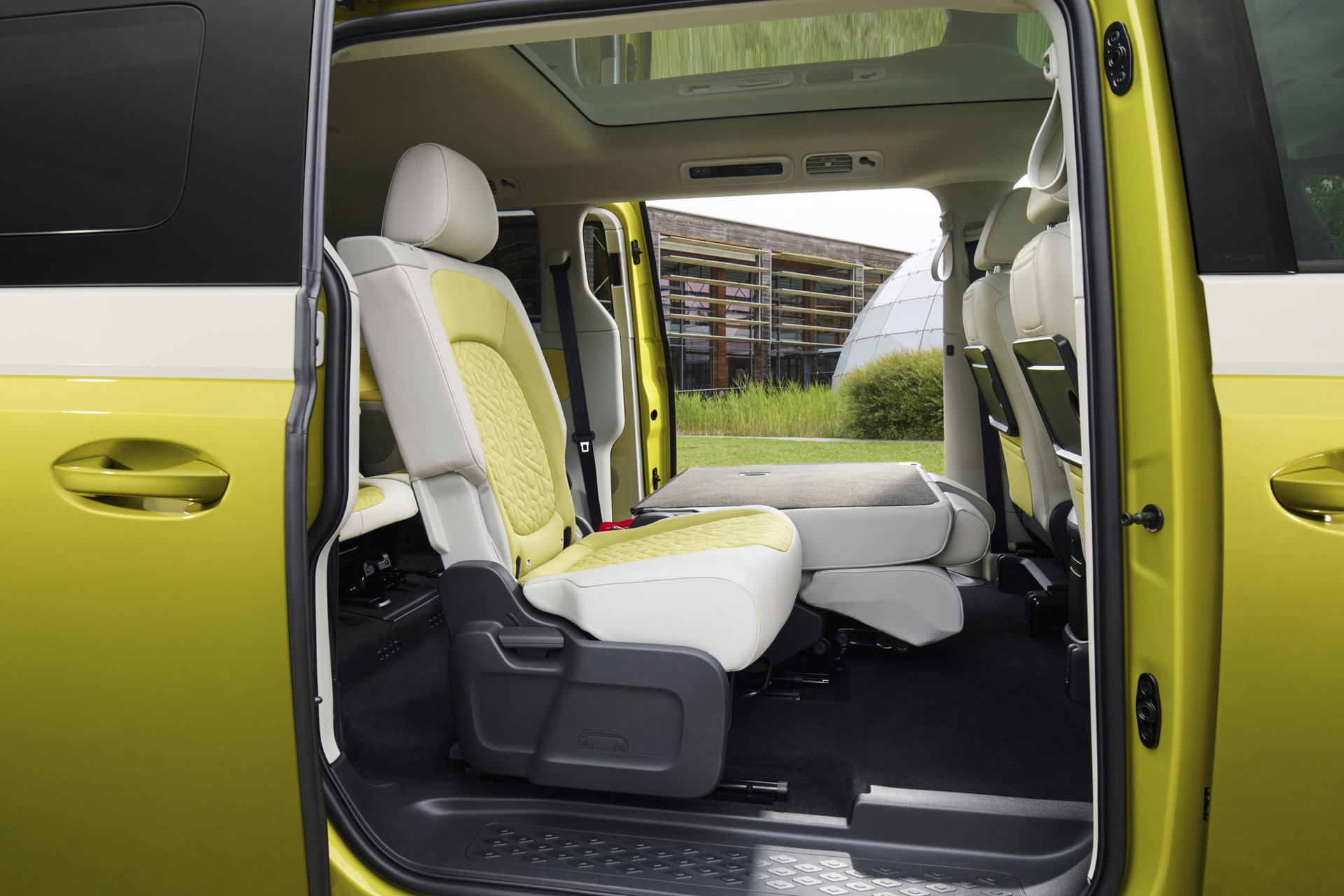VW ID Buzz LWB Review: A Buzz Made Better | CarThrottle